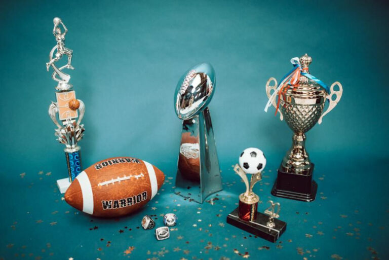 Humorous Workplace Recognition Awards: 20 Ideas for Coworker ...